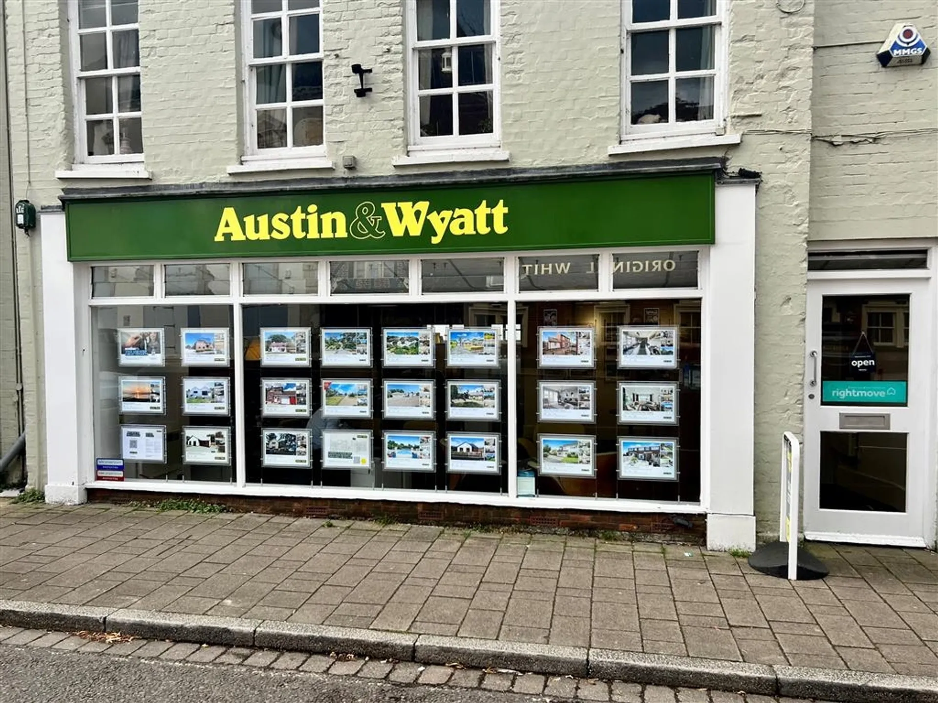Estate & Lettings Agents in Ringwood | Austin & Wyatt