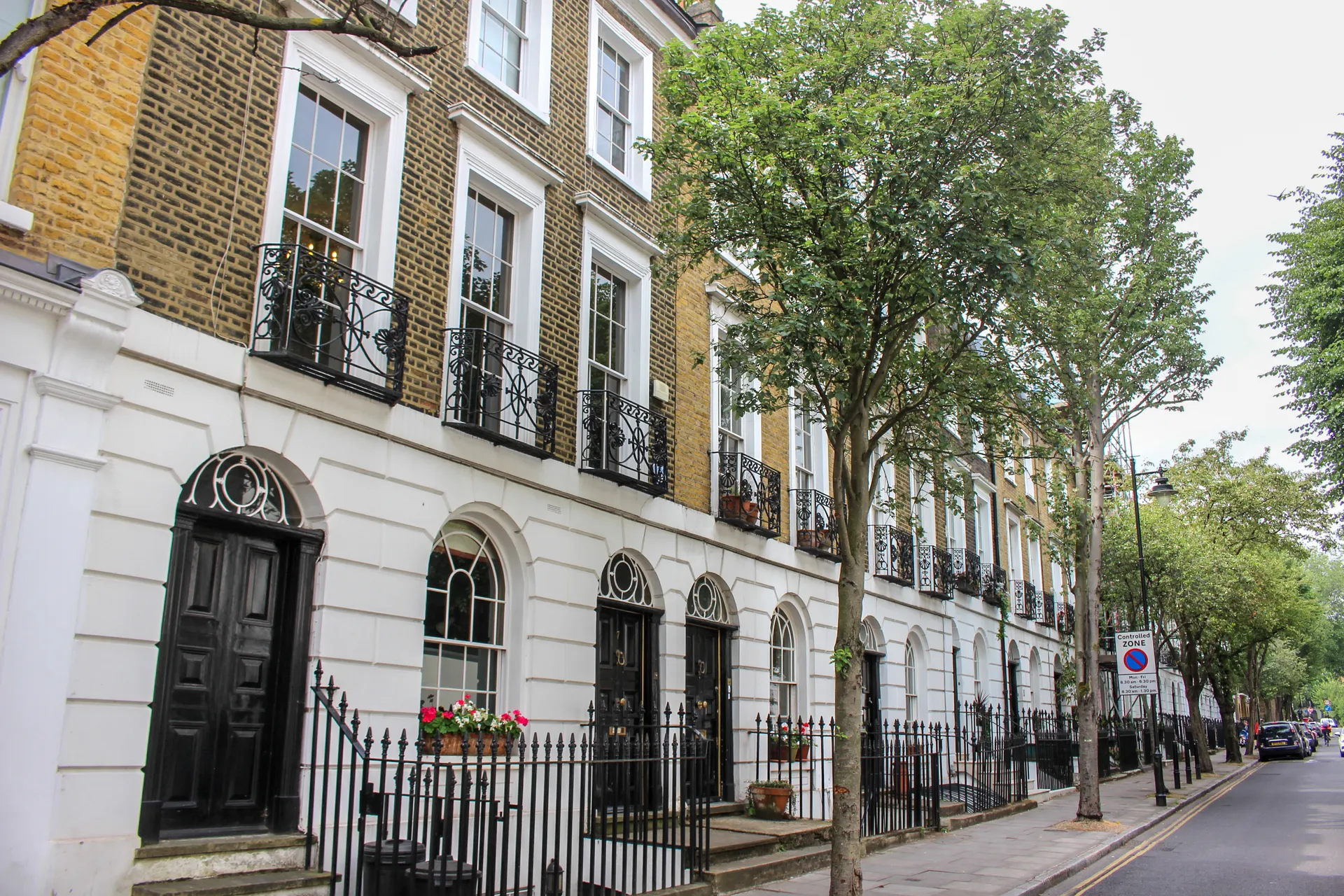Estate Agents in Islington | Chestertons London