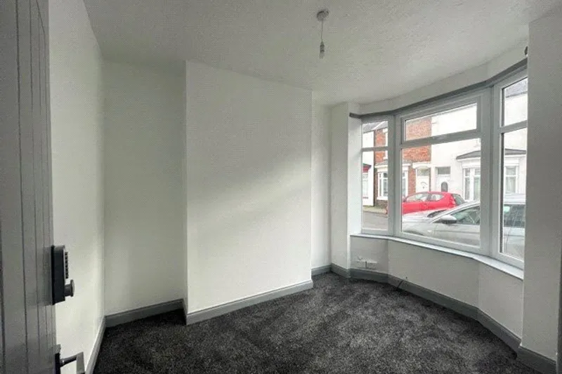 2 bedroom property for sale in Wicklow Street, Middlesbrough, TS1 - £80,000
