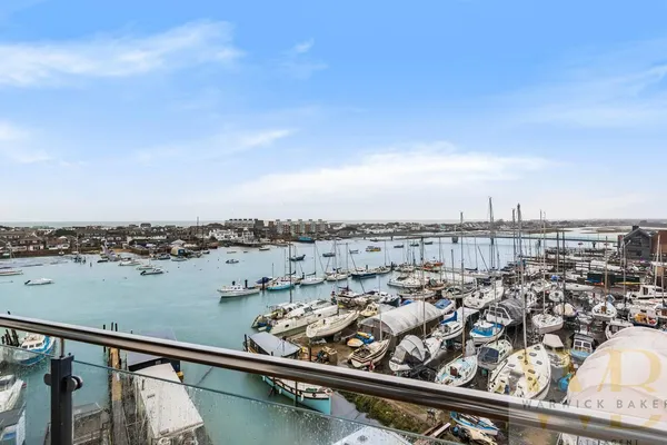 2 bedroom property for sale in MARINER POINT PHASE 2 - MIDDLE TOWER ...