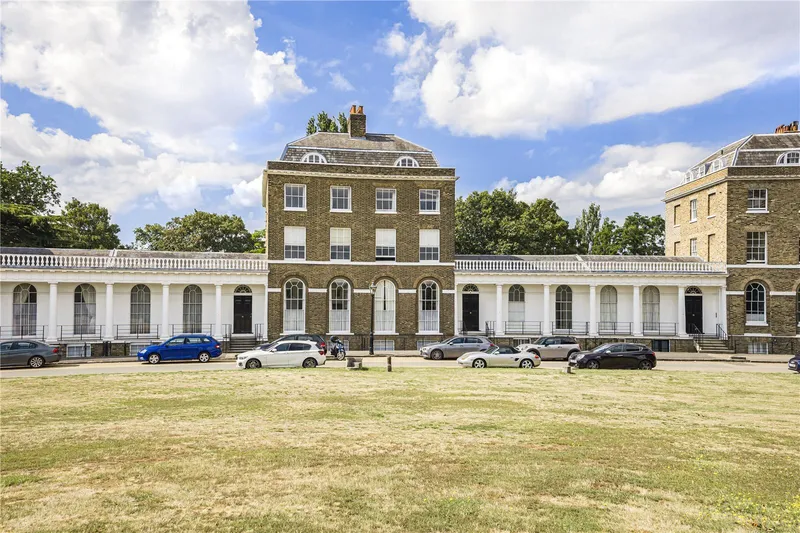 4 bedroom property for sale in The Paragon, London, SE3 - £1,500,000