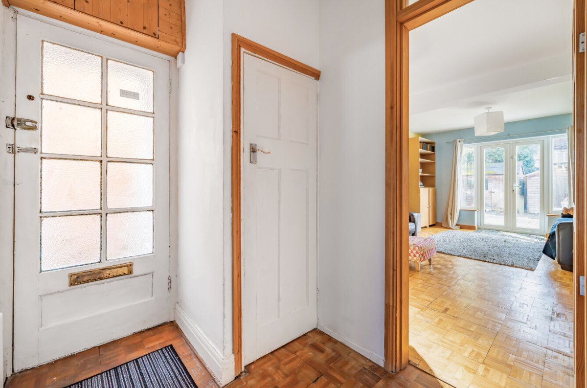 3 Bedroom Property For Sale In Edgeway Road Marston Oxford