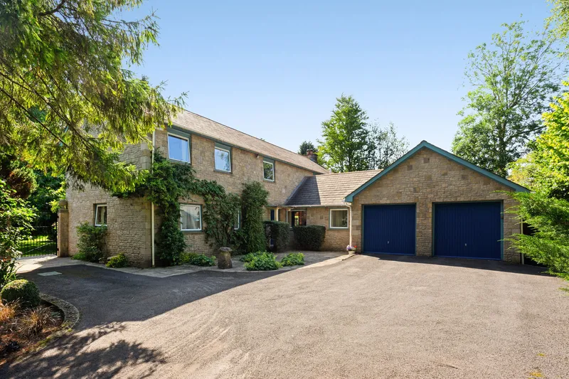 4 bedroom property for sale in Teffont, Salisbury, SP3 - Guide price £ ...