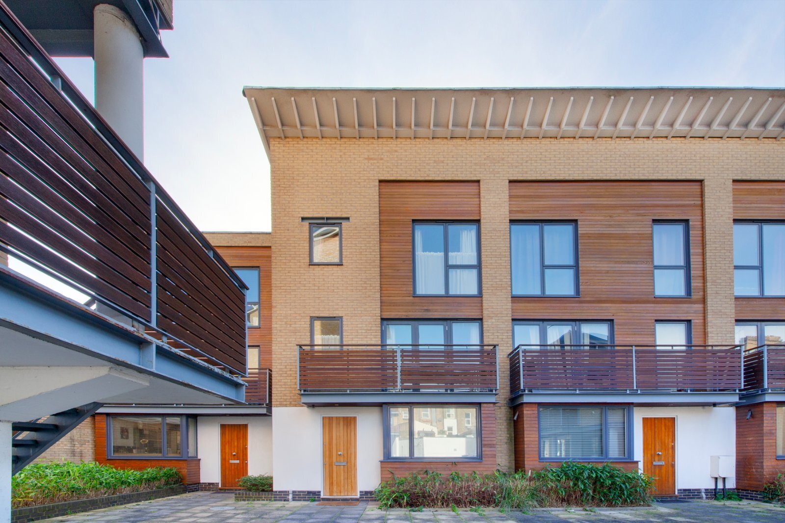 3 bedroom property in Horseshoe Mews, Acre Lane, London, SW2 - £850,000 ...