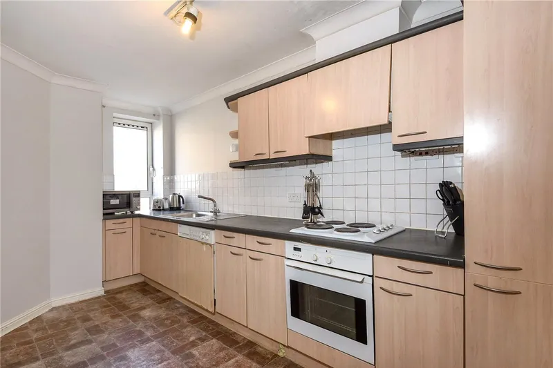 3 bedroom property for sale in Kilburn Priory, Kilburn, London, NW6 - £ ...