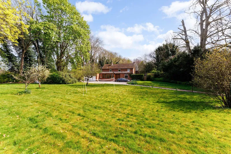 5 bedroom property for sale in Cholderton, Salisbury, SP4 - Guide price ...