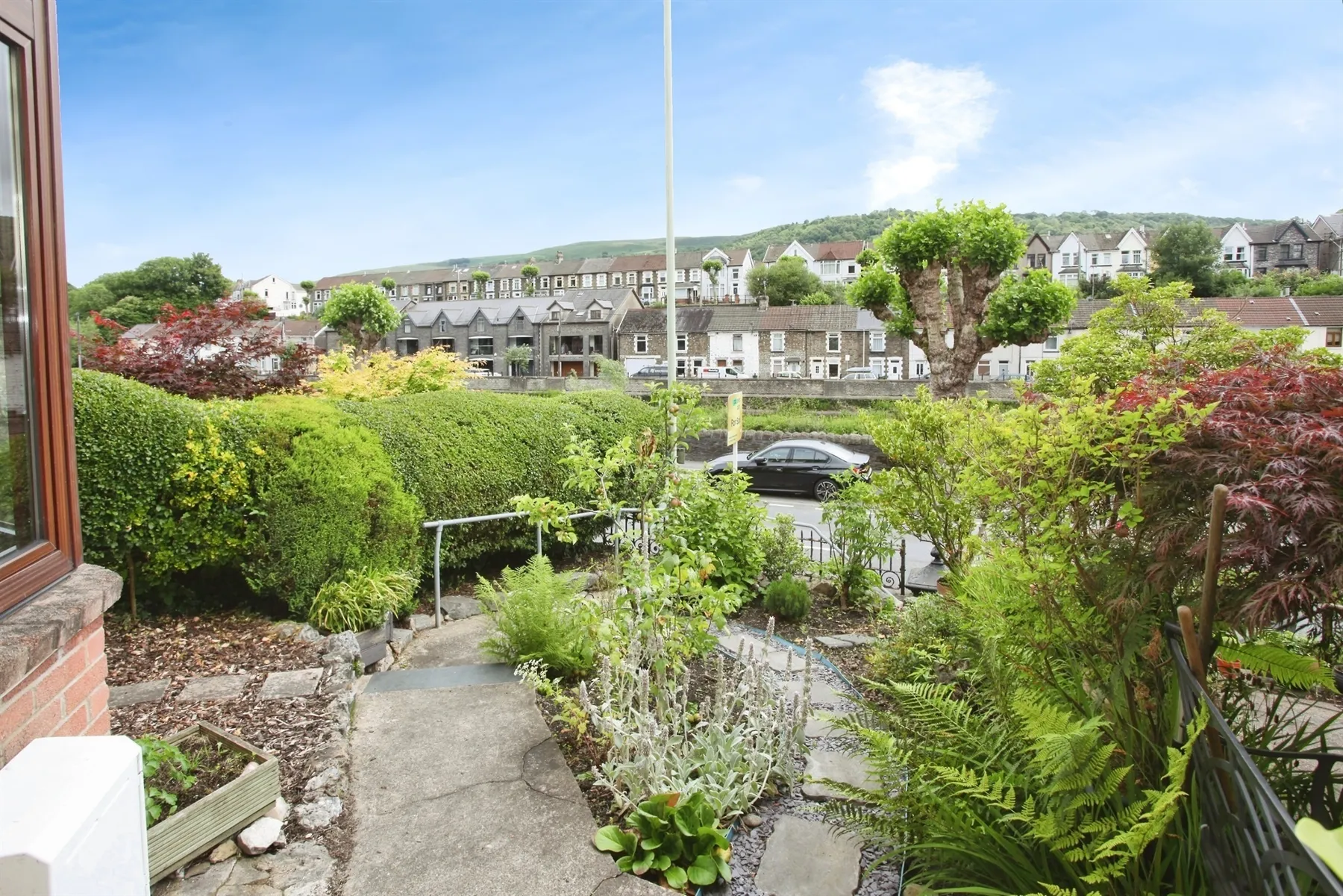 3 bedroom property for sale in Berw Road, PONTYPRIDD - £210,000