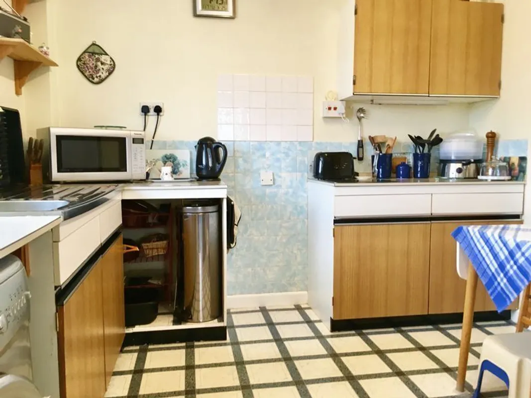 2 bedroom property for sale in Locking Road, Weston-super-Mare - £112,950