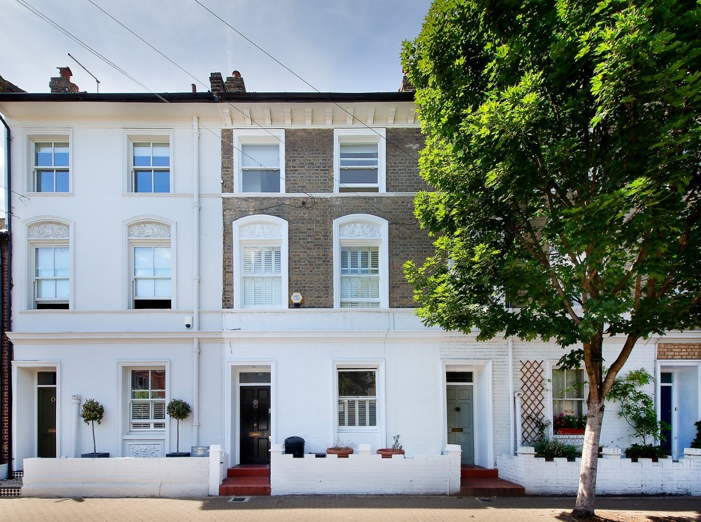 4 bedroom property in Tennyson Street, London, SW8 - Offers in excess ...