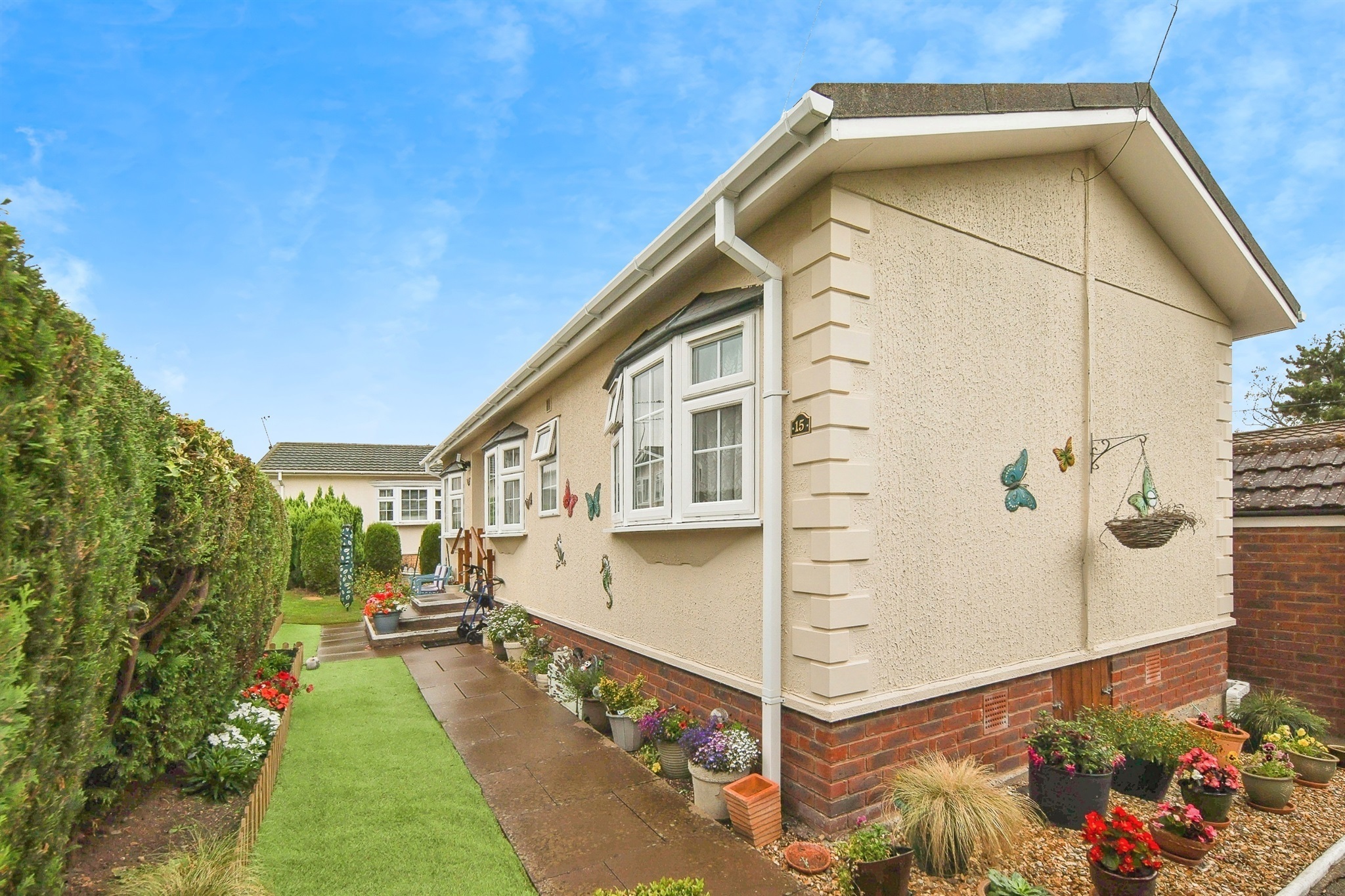 2 bedroom property in Main Road, Meriden, Coventry - £120,000 ...