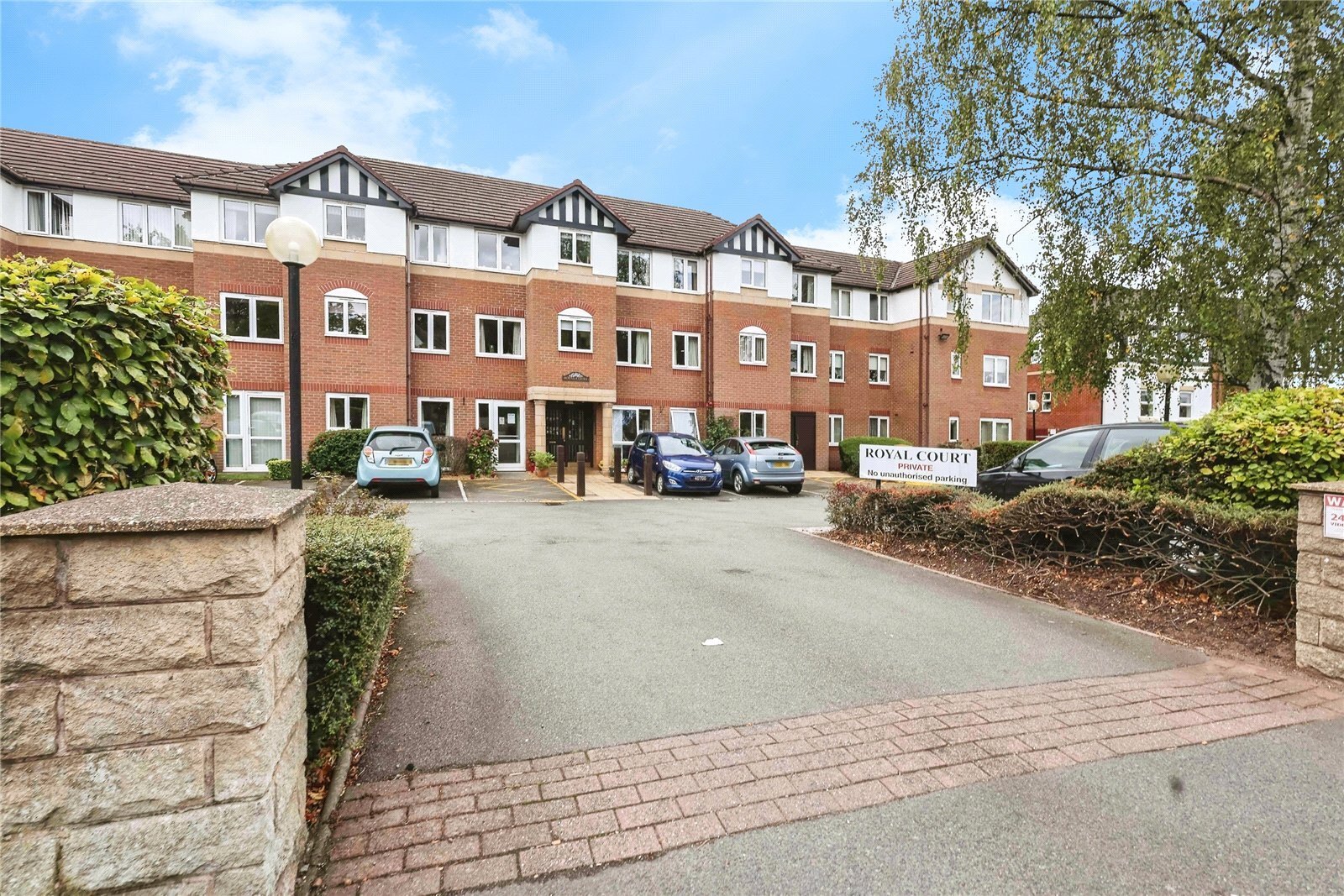 1 bedroom property in Royal Court, Birmingham Road, Sutton Coldfield ...