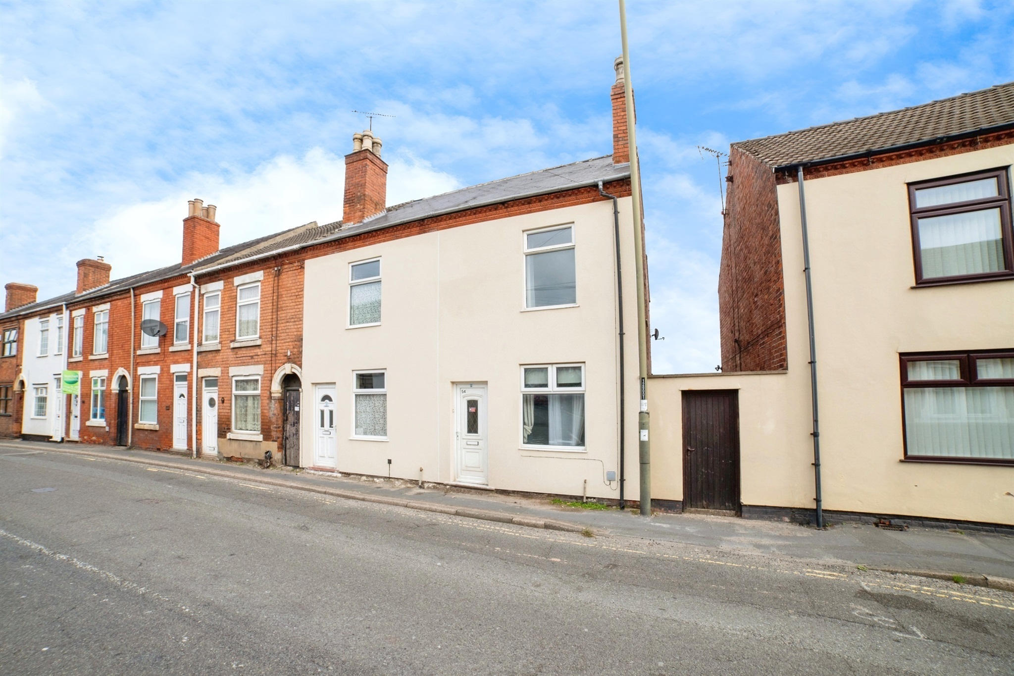 2 bedroom property in Loscoe Road, Heanor - £108,000 | Hall & Benson