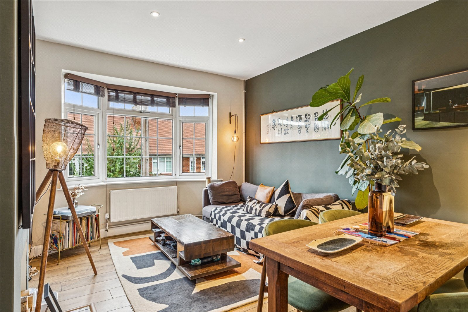 2 bedroom property in Godley Road, London, SW18 - £575,000 | Rampton ...