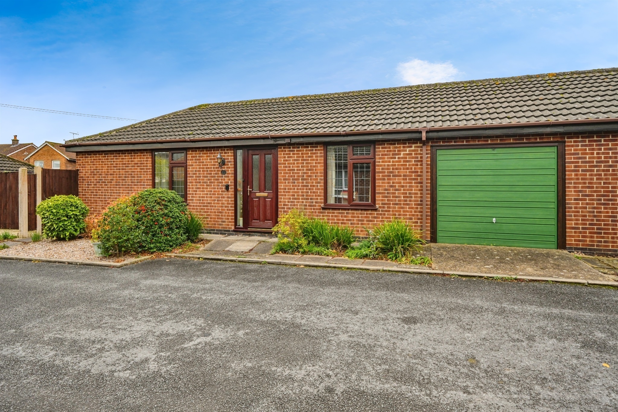 1 bedroom property in Strathaven Court, Spondon, Derby - Offers in the ...
