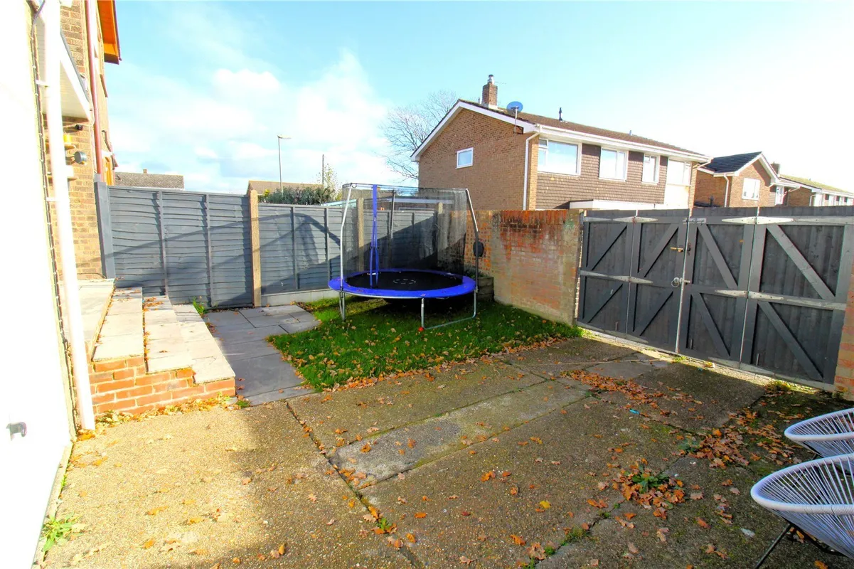3 bedroom property for sale in Prinsted Walk, Fareham, Hampshire, PO14 ...