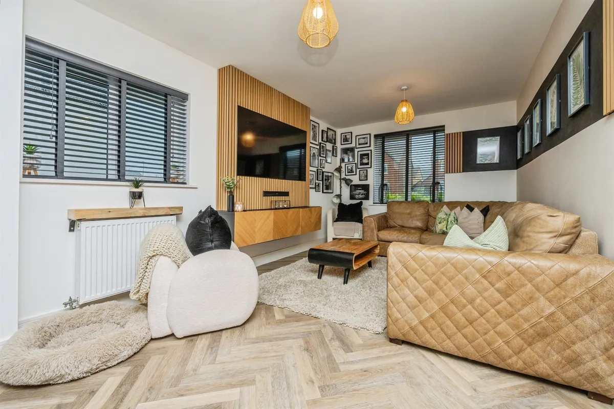Regan Avenue, Meon Vale, Stratford-Upon-Avon - 4 bedroom detached house ...