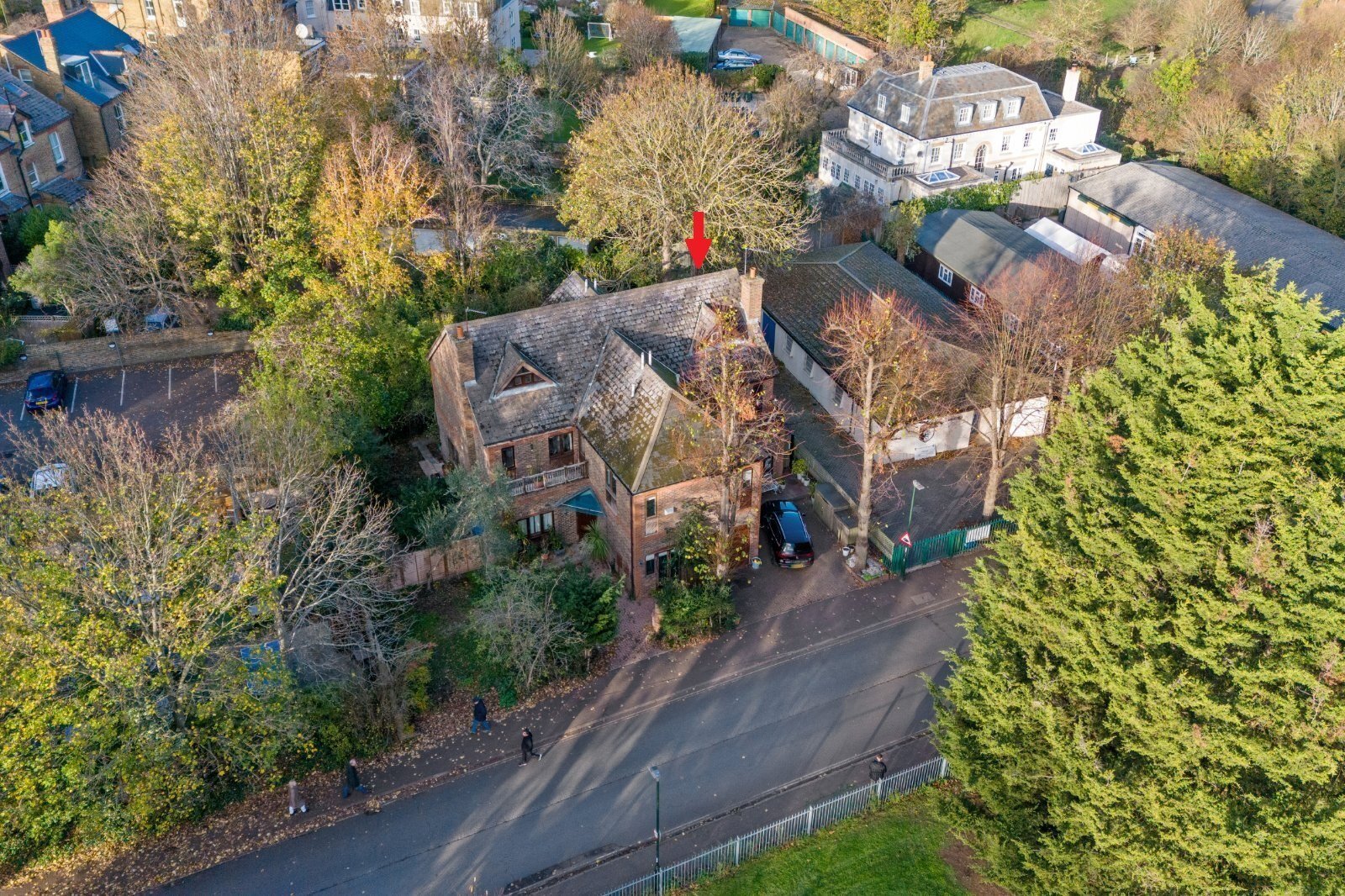 4 bedroom property in Queen Elizabeth Walk, Barnes, London, SW13 ...