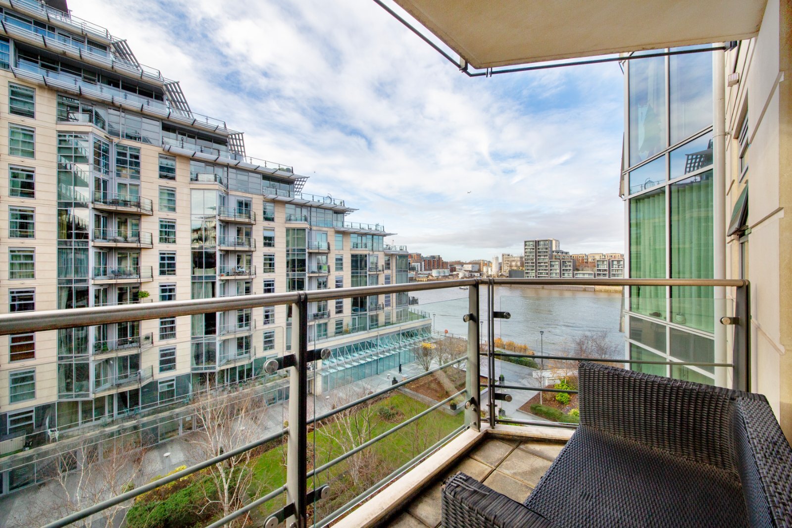 2 bedroom property in Ensign House, Juniper Drive, London, SW18 - Guide ...