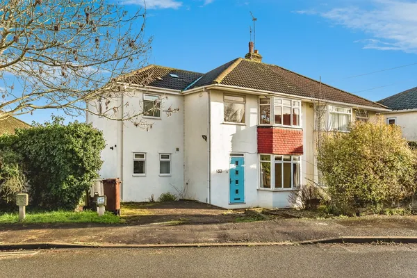 Robins Lane, FROME - 4 bedroom semi-detached house - Allen & Harris
