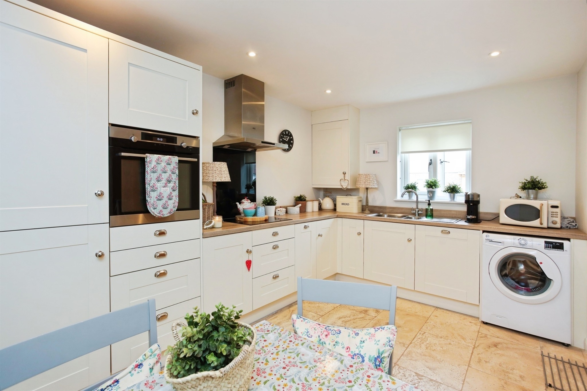 3 bedroom property in Coursehorn Mews, Cranbrook - Guide price £450,000 ...
