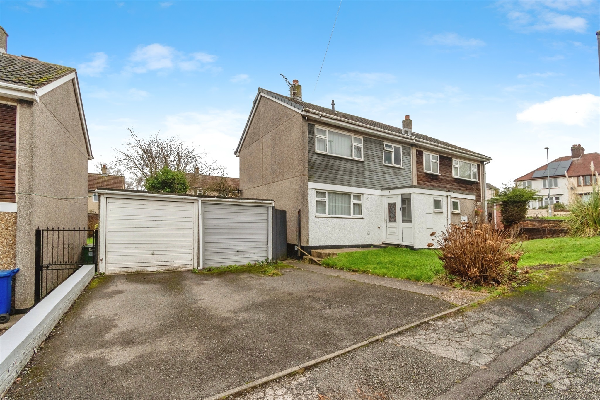 3 bedroom property in Fircroft Close, Cannock - Guide price £135,000 ...