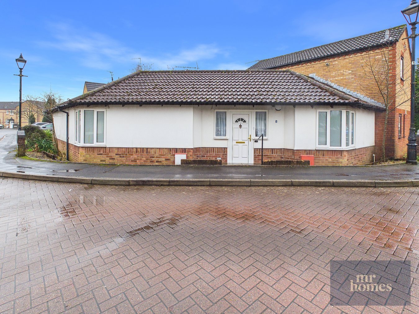 1 bedroom property in Walton Place, Grangetown, Cardiff, CF11 - Guide ...