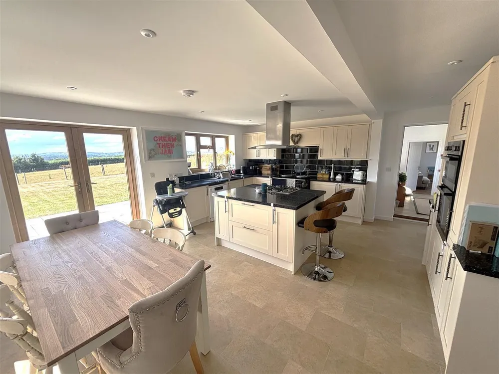 Stags | 4 bedroom property to let in Sidmouth Road, Farringdon, Exeter