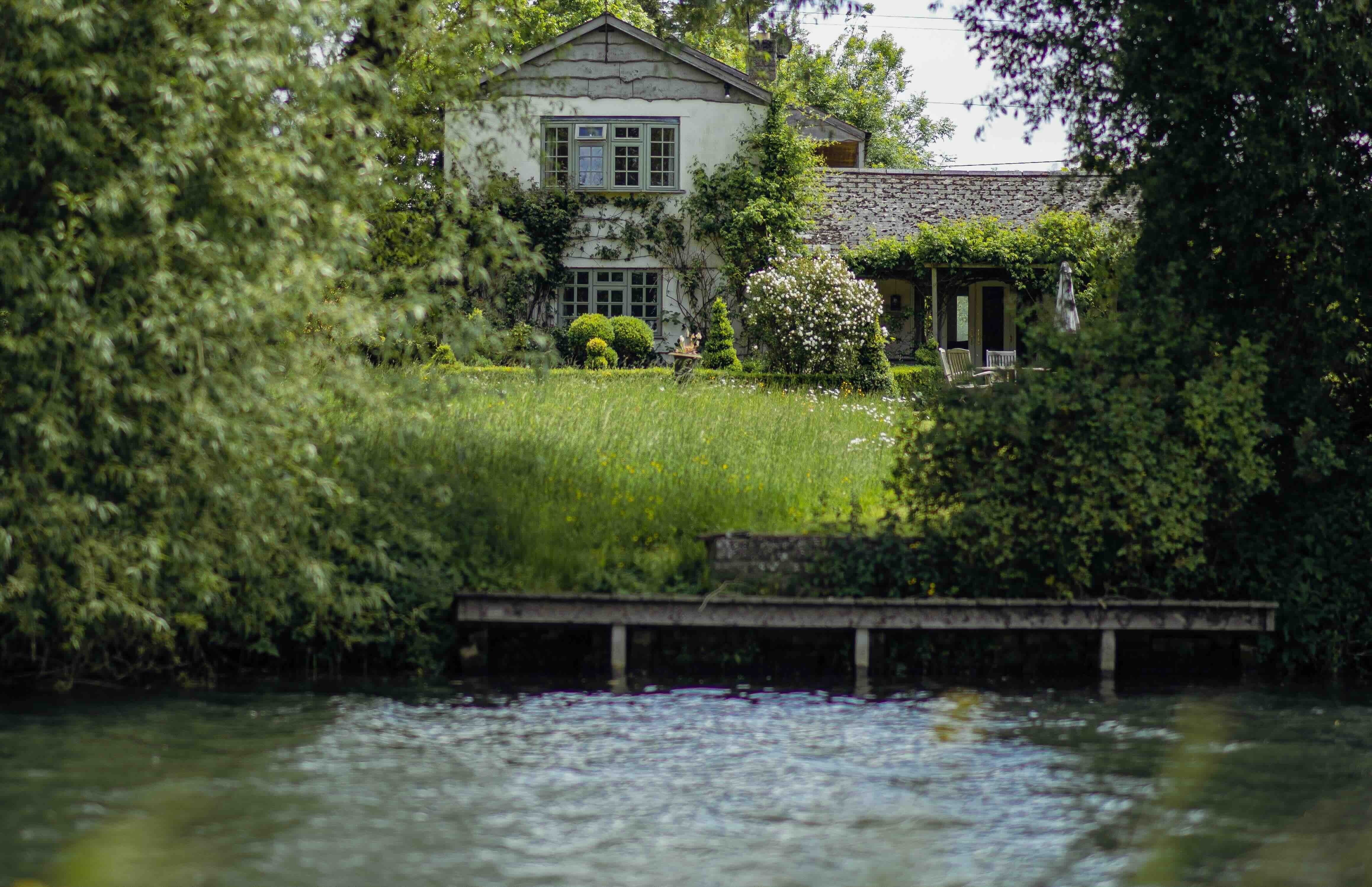 Why Country Homes with Acreage Are In Demand | John D Wood